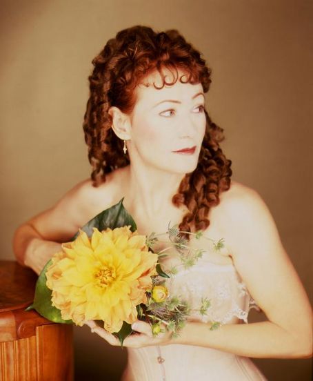 Ann Magnuson Ann Magnuson Picture 10136150 454 X 552 Fanpixnet
