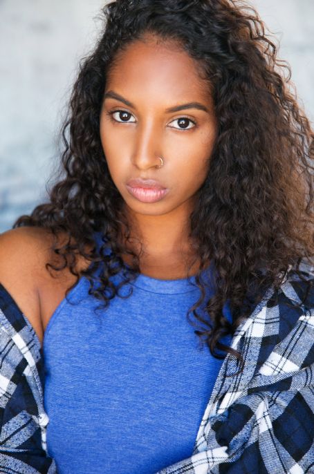 Chloe Paige Flowers Pictures - Chloe Paige Flowers Photo Gallery - 2024 Chloe Paige Flowers Pictures - Chloe Paige Flowers Photo Gallery - 2024