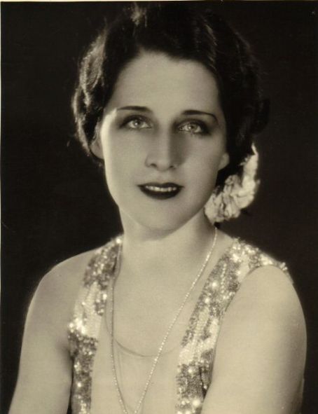 Norma Shearer - FamousFix Norma Shearer - FamousFix