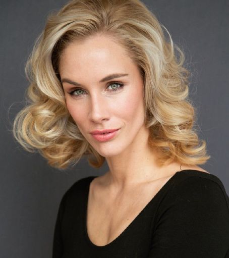 Sayla De Goede Famousfix