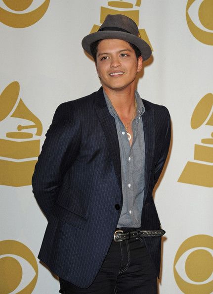 Bruno Mars Famousfix