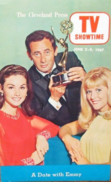 Tagged Lori Saunders FamousFix tagged-lori-saunders-famousfix