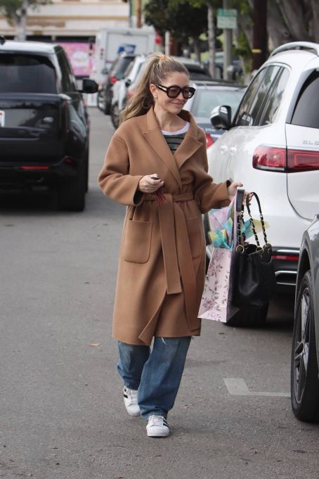 Rebecca Gayheart Shopping In West Hollywood Famousfix
