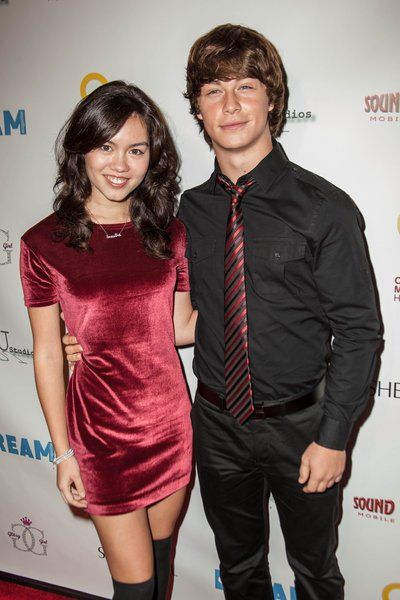 Who Is Evan Hofer Dating Evan Hofer Girlfriend Wife