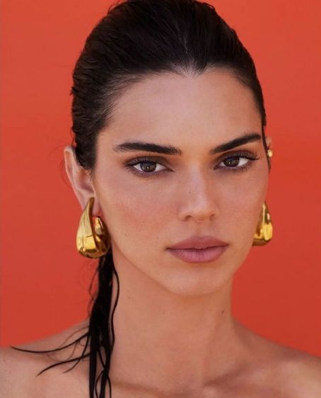 Kendall Jenner Vogue Magazine Pictorial [united States] June 2024