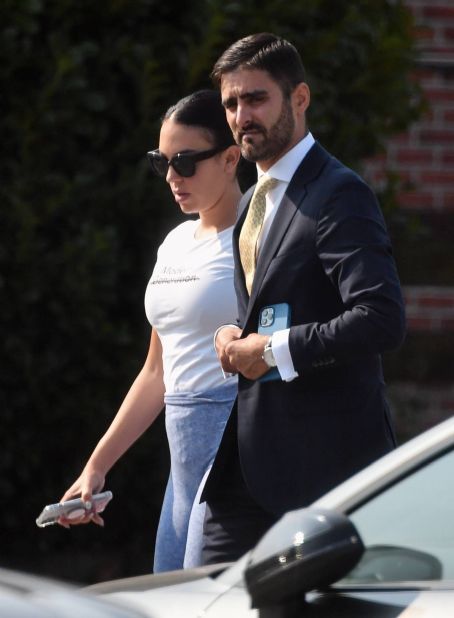 Georgina Rodriguez – Seen in a gym outfit in Cheshire - FamousFix Georgina Rodriguez – Seen in a gym outfit in Cheshire - FamousFix